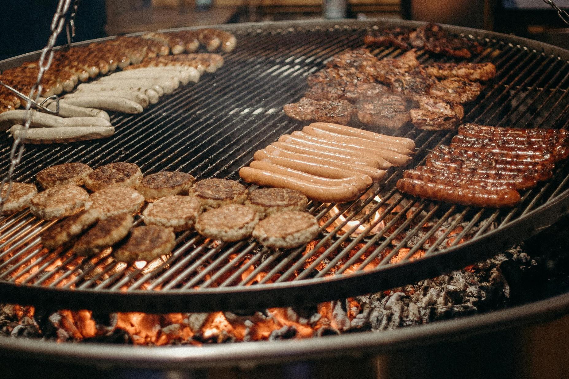 Paulaner Bräuhaus Singapore: German Food, Beer, and Warm Community at ...